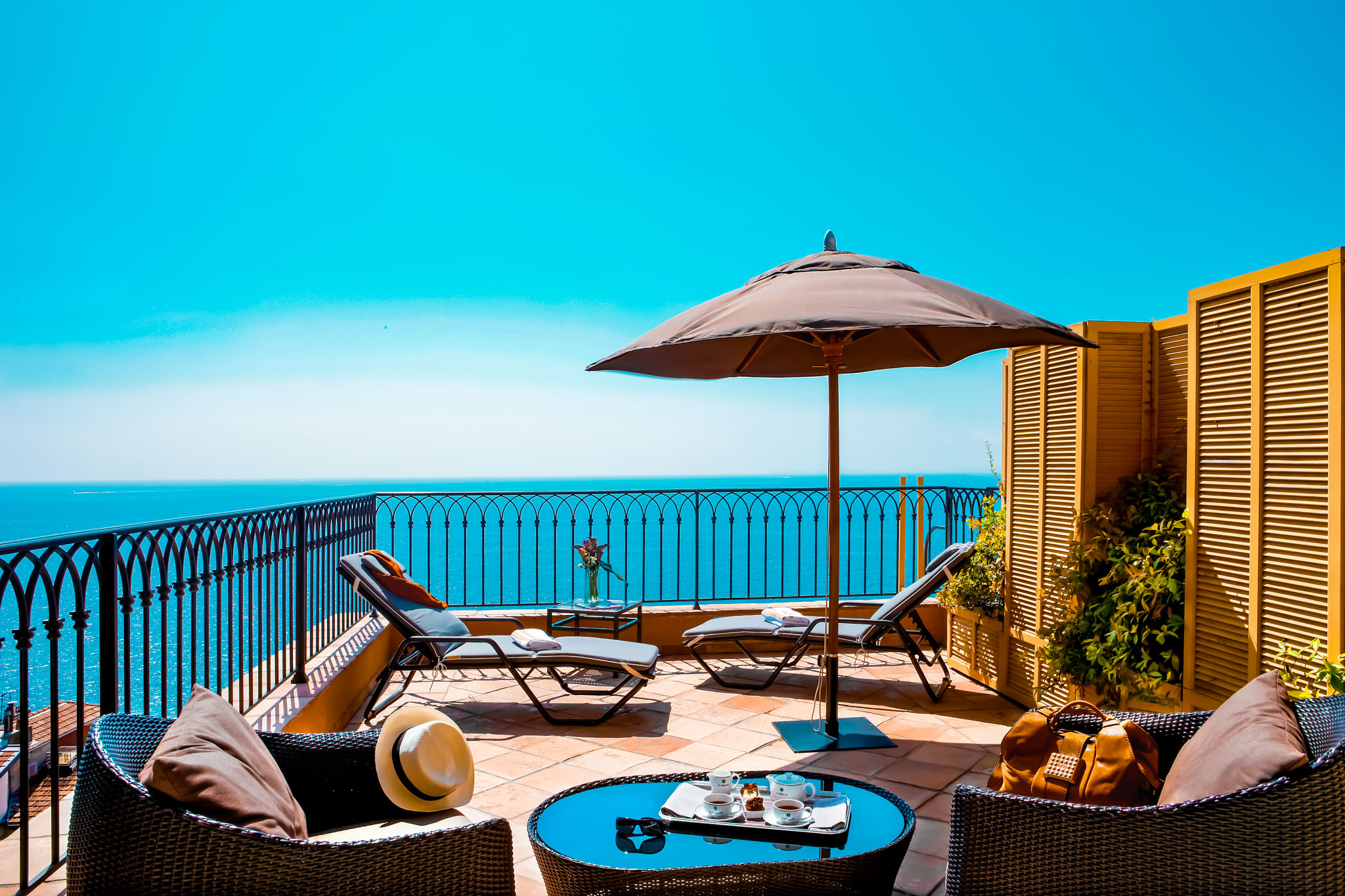 Chambre Deluxe vue sur mer à Nice | Hôtel La Pérouse